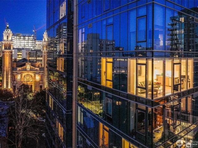 800 Columbia St, Unit 1801, Seattle, WA 98104 | MLS #2492