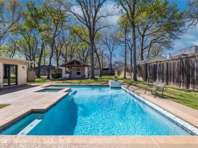 800 Copperas Drive