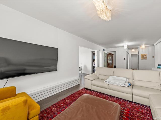 800 Cortelyou Road 3E
