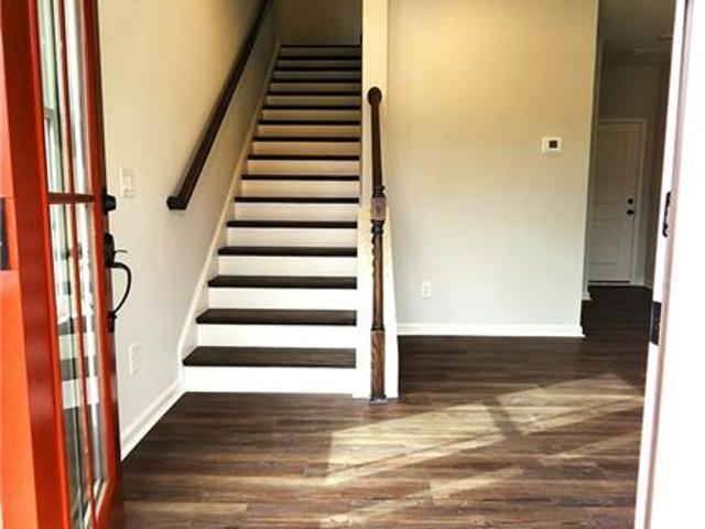 800 Cameron Trail
