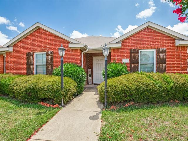 800 Canyon Place