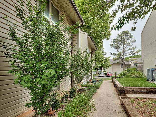 800 Cardinal Creek Boulevard # C
