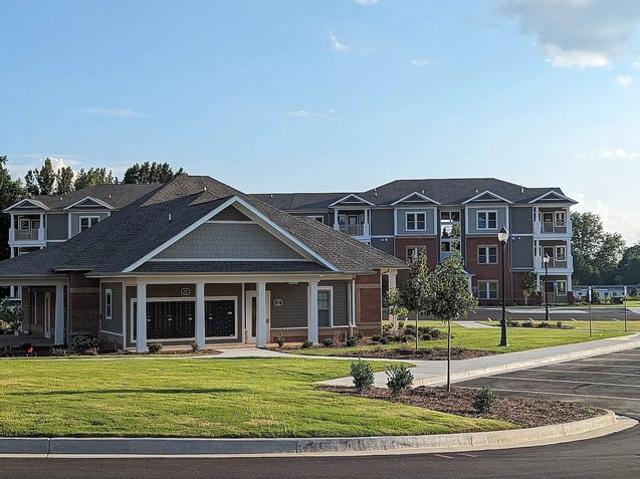 800 Chancey Cir, Warrenton, GA 30828