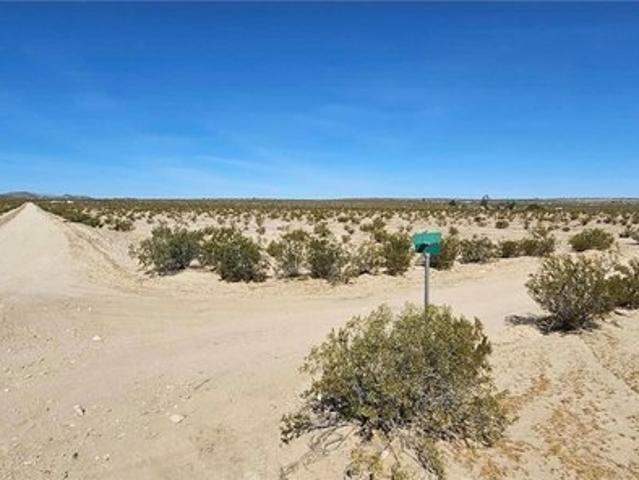800 Cielito Dr, Twentynine Palms, CA 92277