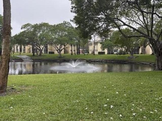 800 Cypress Park Way Unit I1, Deerfield Beach, FL 33064