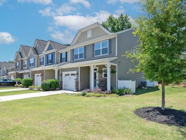 800 Appleby Dr, Simpsonville, SC 29681