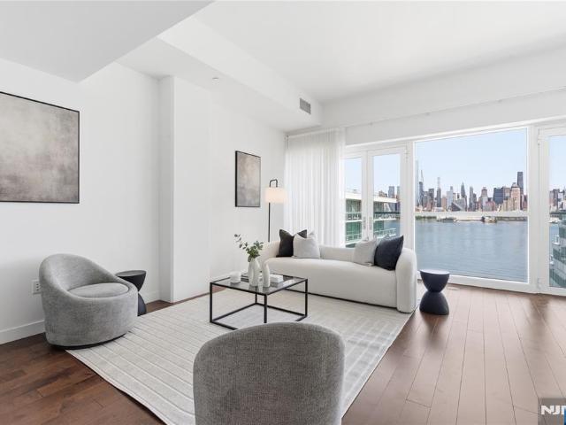 800 Ave At Port Imperial Boulevard # 1010