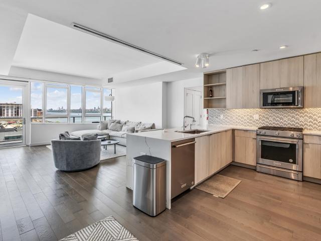 800 Avenue At Port Imperial # 703