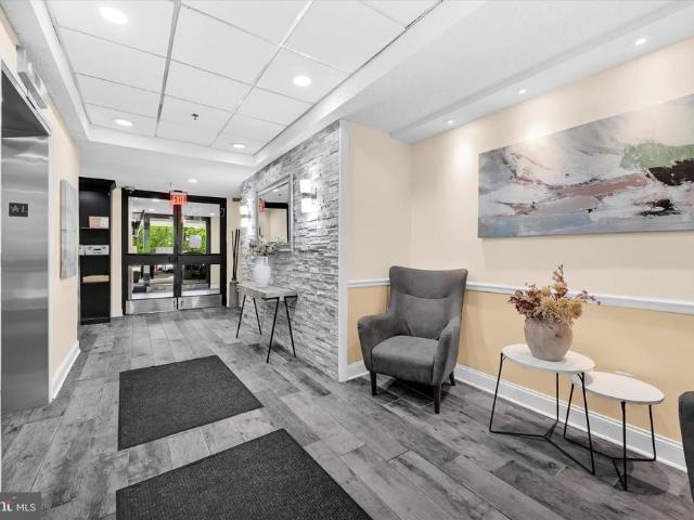 800 Avondale Road # 6P