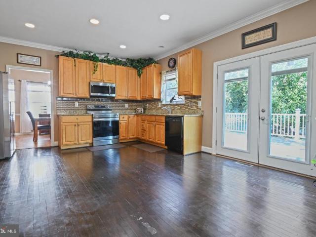 800 Aztec Drive