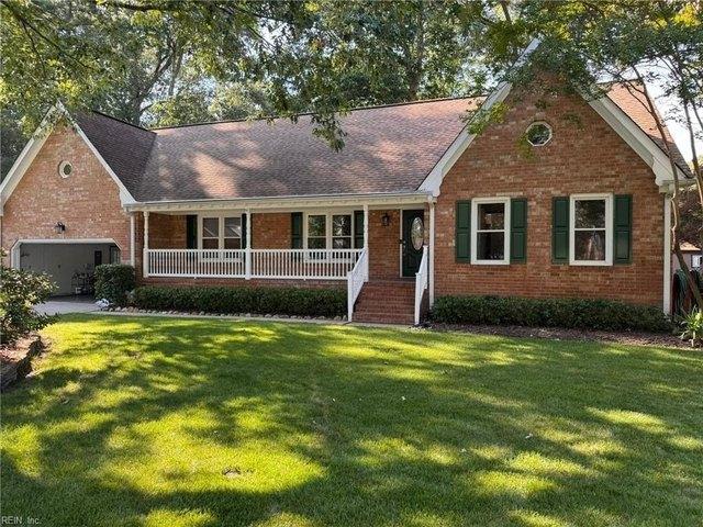 800 Birch Forest Ct, Chesapeake, VA 23322