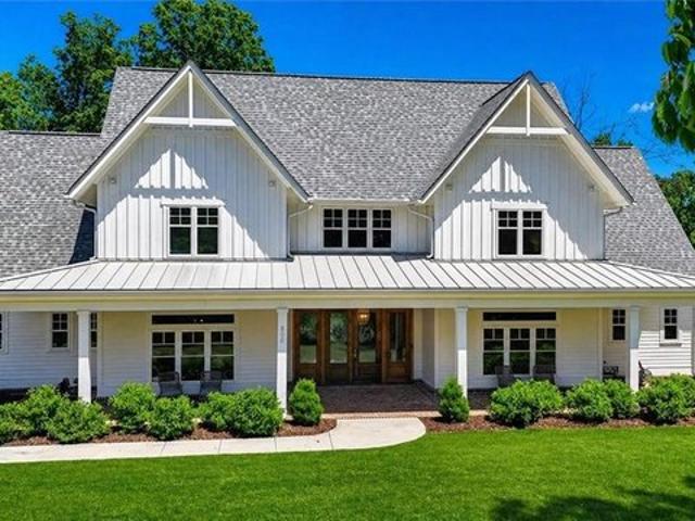 800 Garland Mountain Trl, Waleska, GA 30183