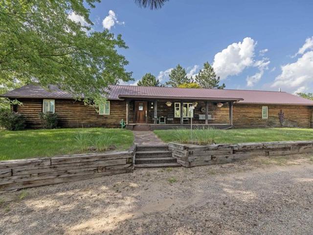 800 E 71st Ave, Hutchinson, KS 67502