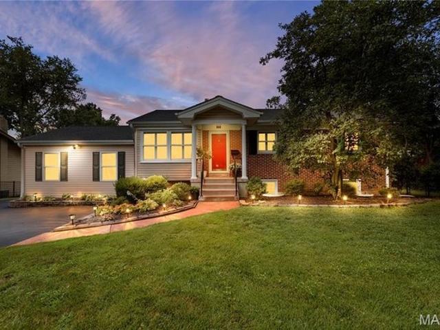 800 E Essex Ave, Glendale, MO 63122