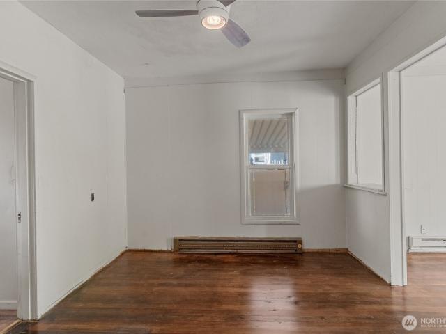 800 E Locust Street