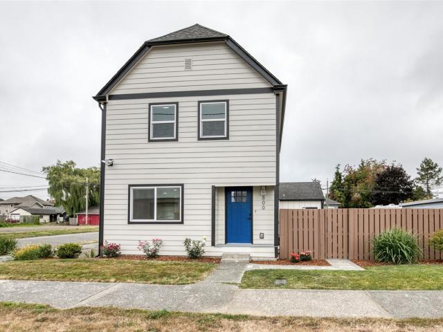 800 E Market Street