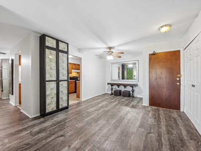 800 E Old Willow Road # 208