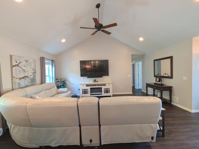 800 E Short Drive