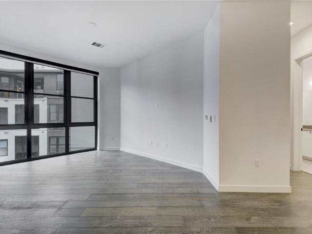 800 Embassy Dr # 511