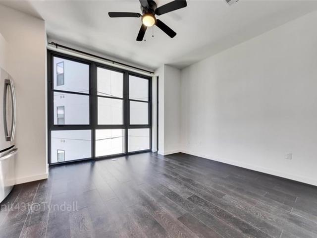 800 Embassy Dr Apt 431, Austin, TX 78702