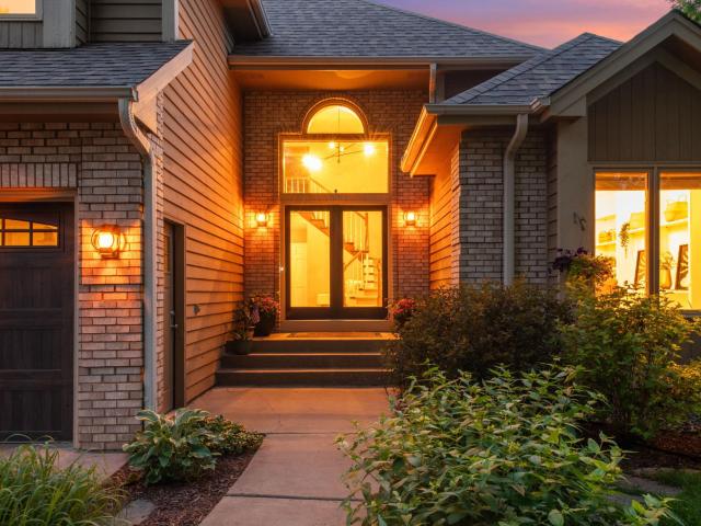 800 Fox Court