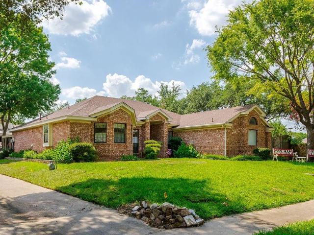 800 Fawn Valley Drive