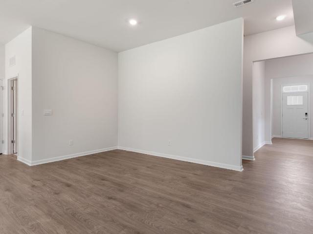 800 Fernwind Circle
