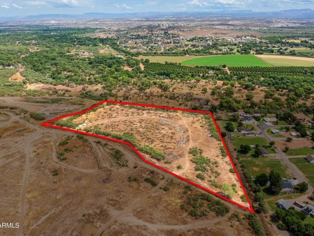 800 Finnie Flat Road #
