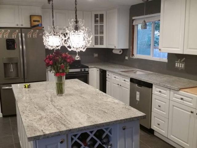 $800 – FURNISHED PRIVATE ROOM – KENT 98042 – UTILI