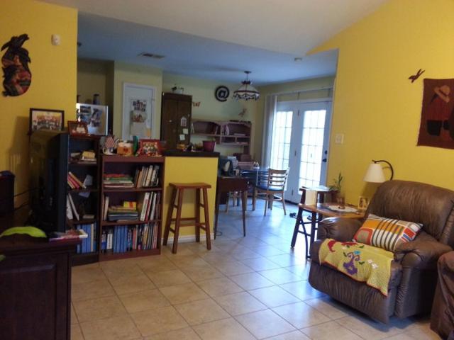 $800 FURNISHED ROOM RENT/ALL BILLS PAID!