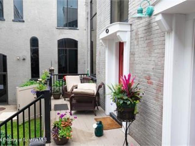 800 James Avenue # 3101