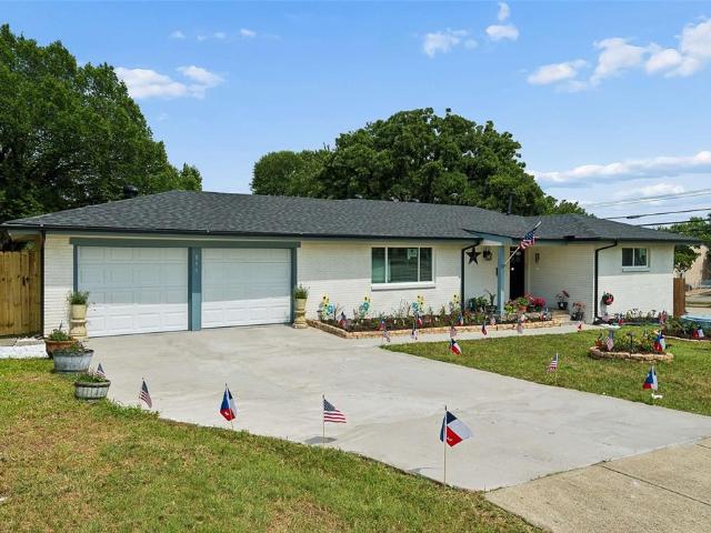 800 Lee Drive