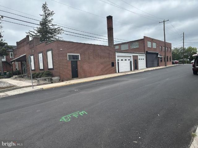 800 Main St