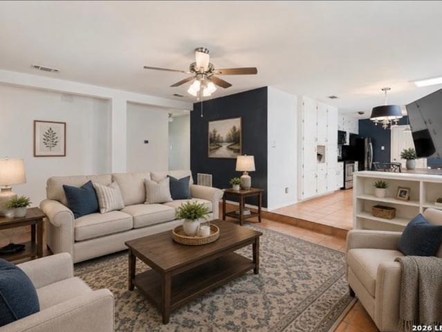 800 Marilyn Dr