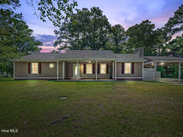 800 Mill River Road