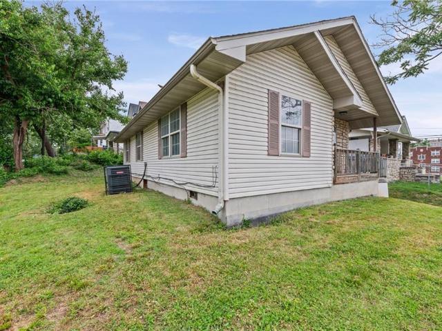 800 N 9th Street