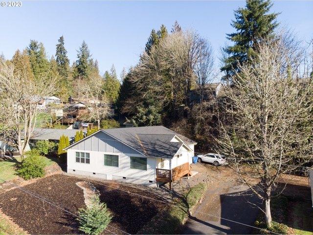 800 N 23rd Ave, Kelso, WA 98626