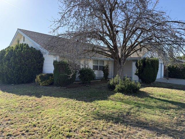 800 N B St, Exeter, CA 93221
