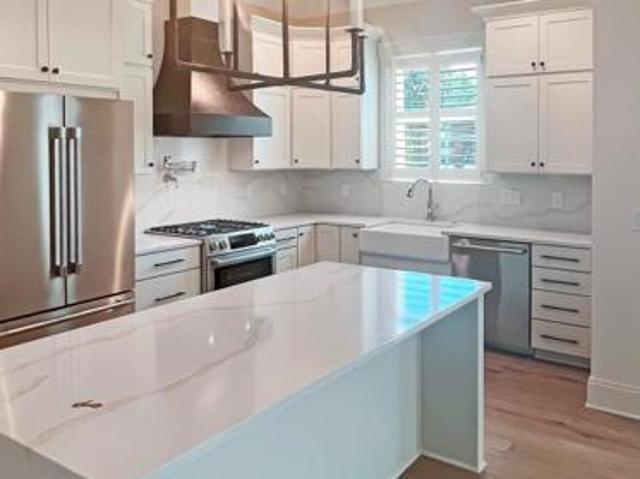 800 N Baylen St, Pensacola, FL 32501