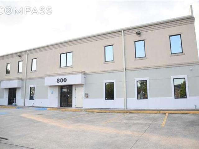 800 N Causeway Blvd 204, Metairie, LA