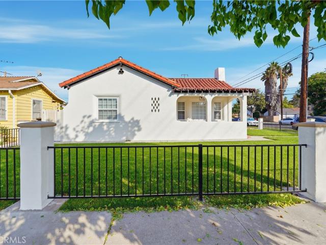 800 N Janss St, Anaheim, CA 92805 | MLS #OC26038