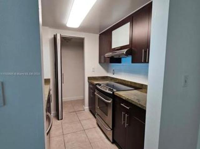 800 N Miami Ave #E1202, Miami, FL 33136