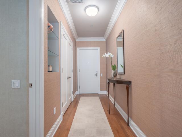 800 N Michigan Avenue # 3403