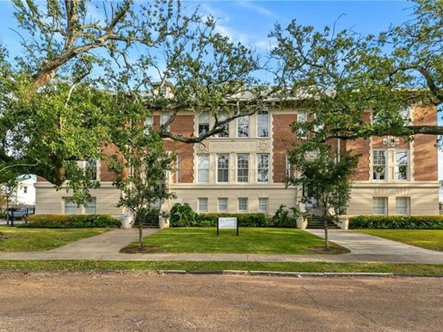 800 N Rendon St Unit 102, New Orleans, LA 70119