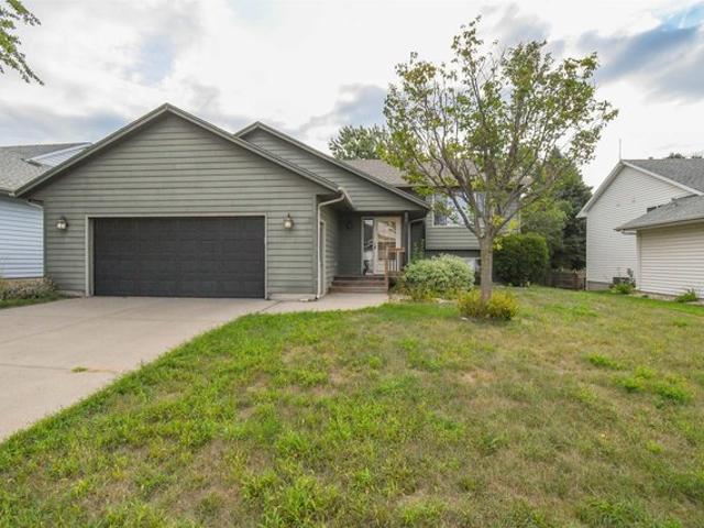 800 N Sherwood Ave, Sioux Falls, SD 57103