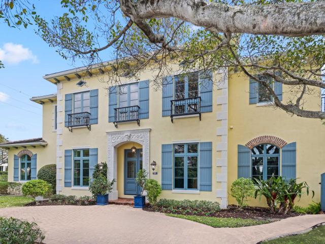 800 NE 4th Street, Boca Raton, FL