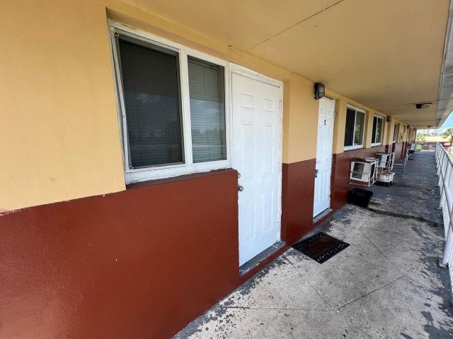 800 NW 11 AVE LLC 2 Bedroom Apartment for Rent at 800 Nw 11th Ave, Fort Lauderdale, FL 33311