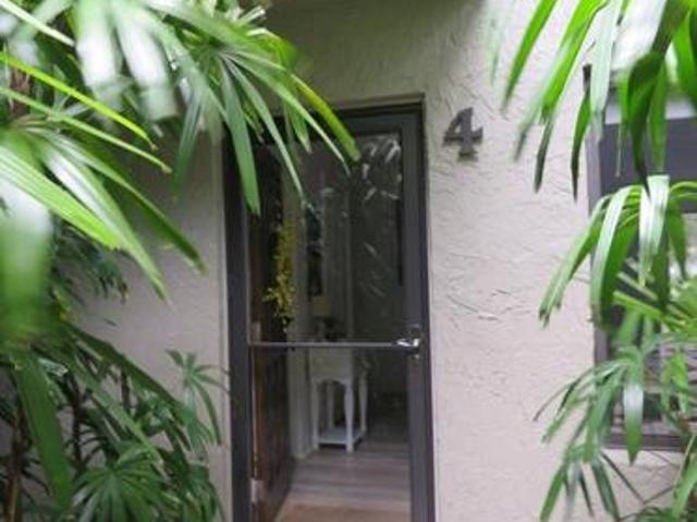 800 NW Fork Rd #6 4 Stuart, FL 34994