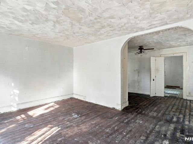 800 S 15th Street
