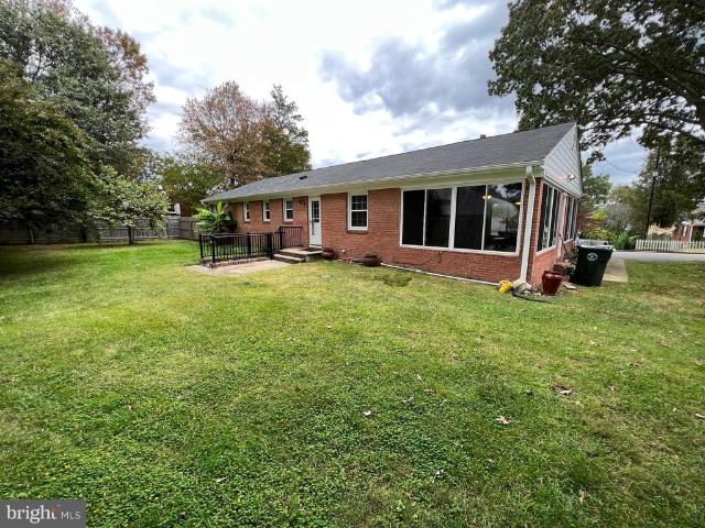800 Severn Drive